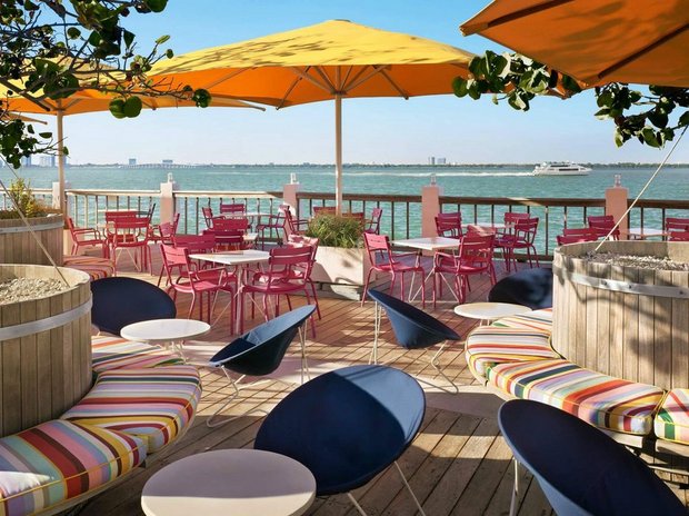 14 spectaculaires restaurants en bord de mer ⋆ Voyage Insolite