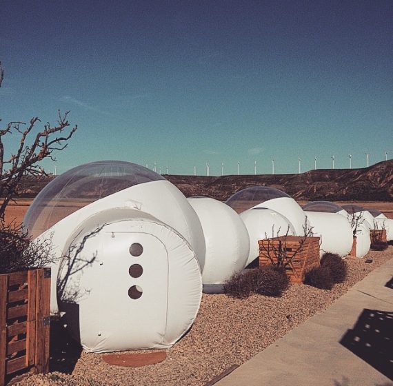 L'hôtel bulles insolite en plein désert en Espagne
